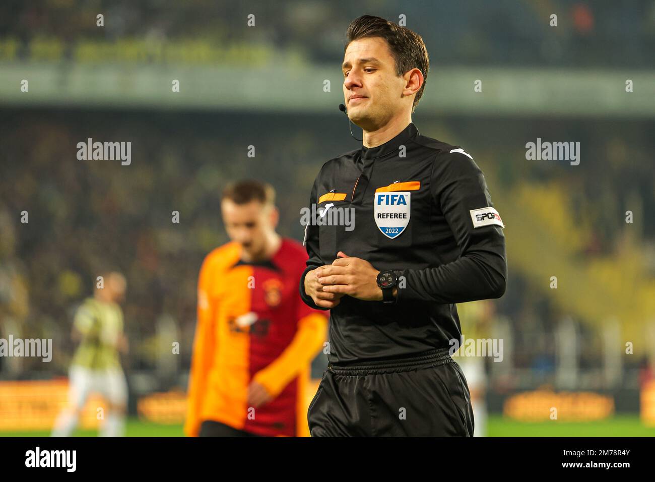 ISTANBUL, TURKIYE - JANUARY 8: Referee Halil Umut Meler during the ...