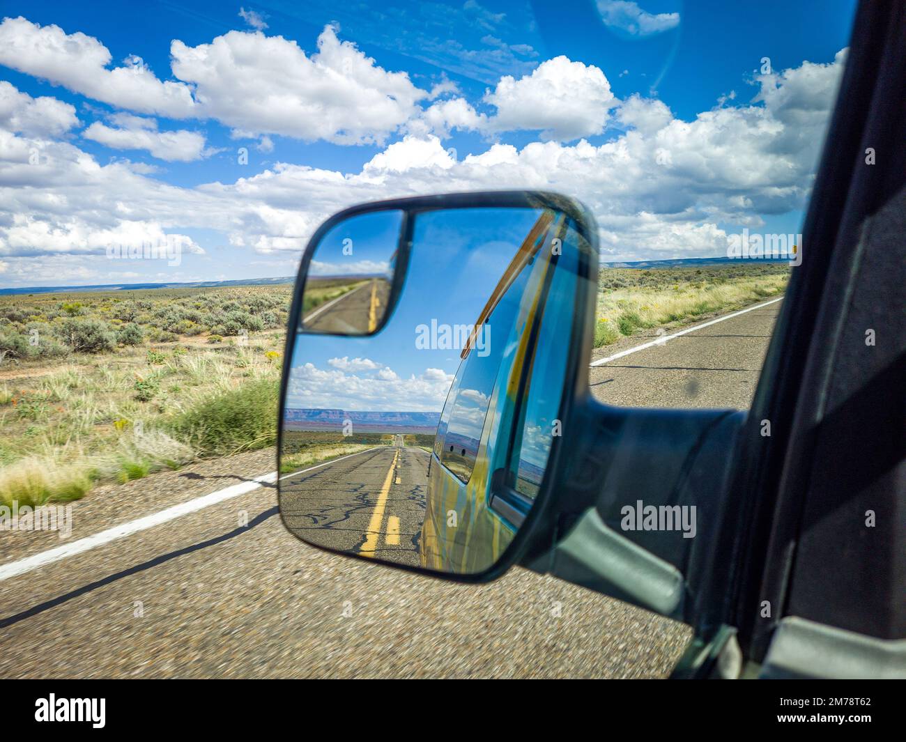 Car reflection landscape u s hi-res stock photography and images - Alamy
