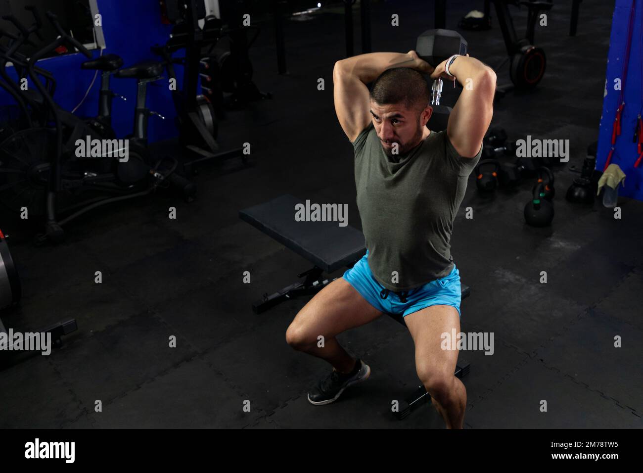 Muscular latino hi-res stock photography and images - Alamy