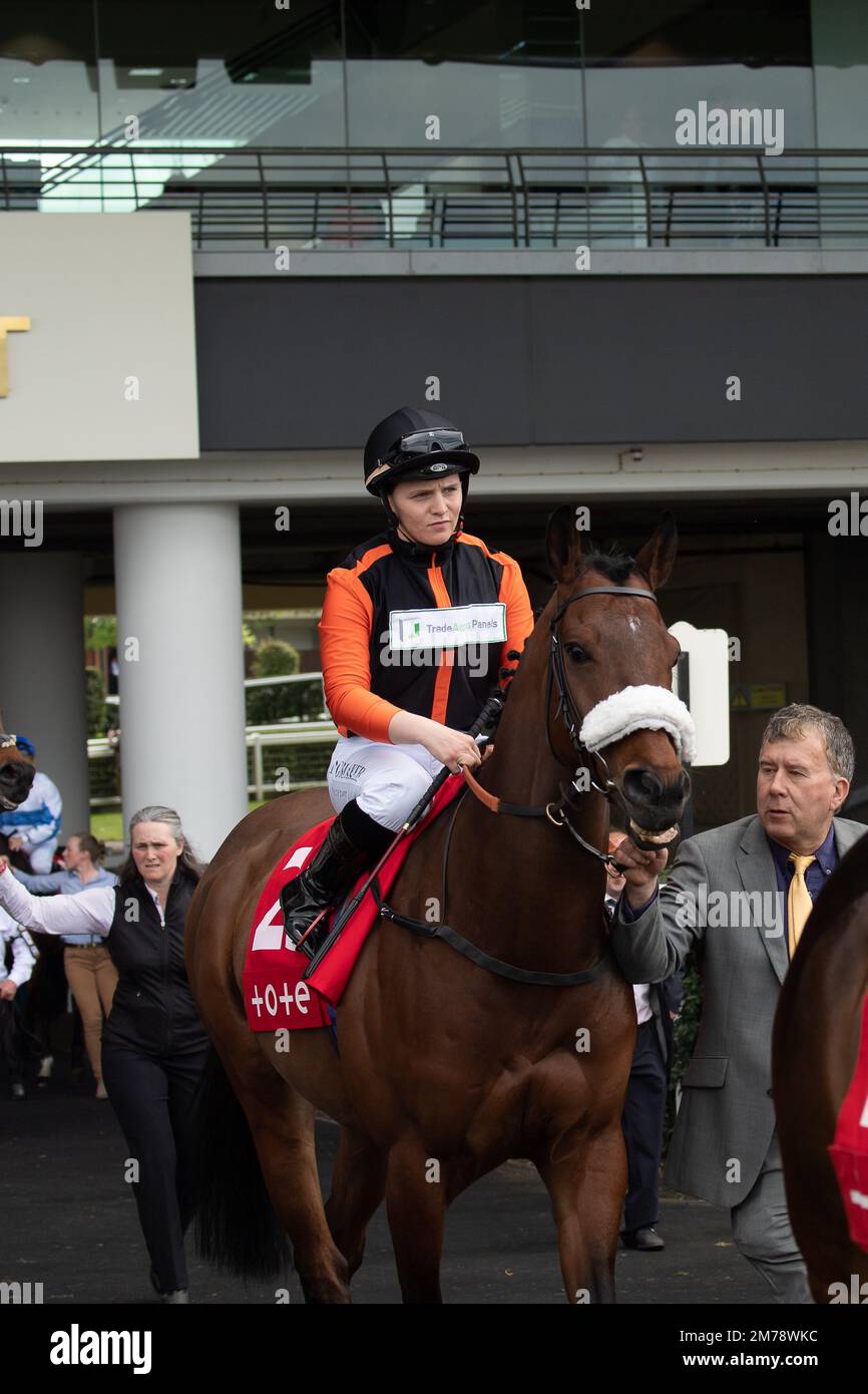 Laura pearson hi-res stock photography and images - Alamy