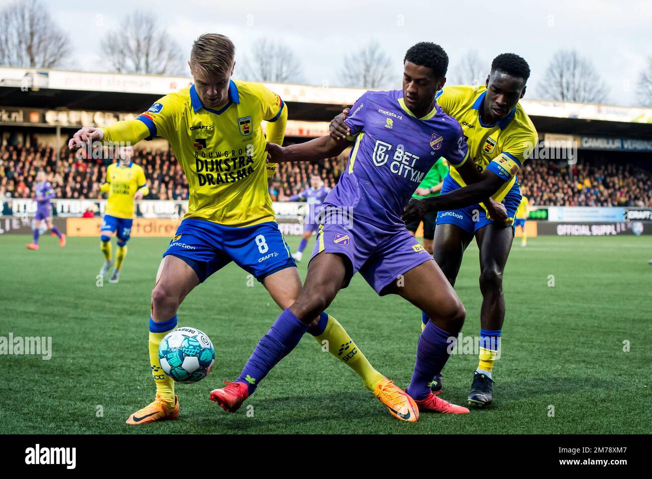 2022 2023 continued competition hi-res stock photography and images - Alamy