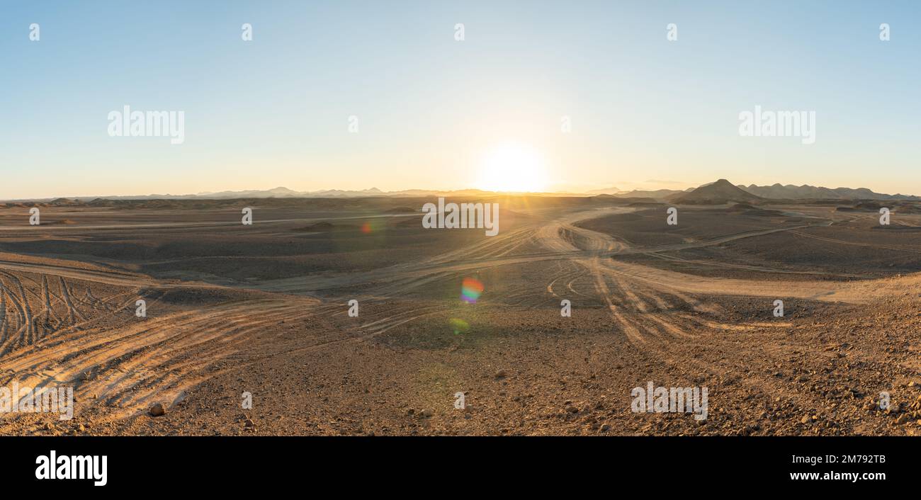 Wonderful sunset in the marsa alam desert in egypt Stock Photo - Alamy