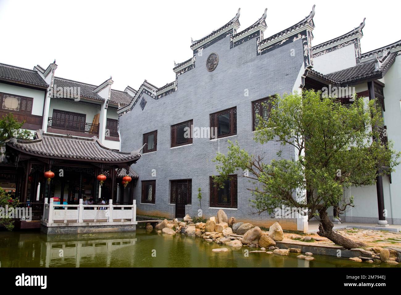 Yueyang hi-res stock photography and images - Alamy