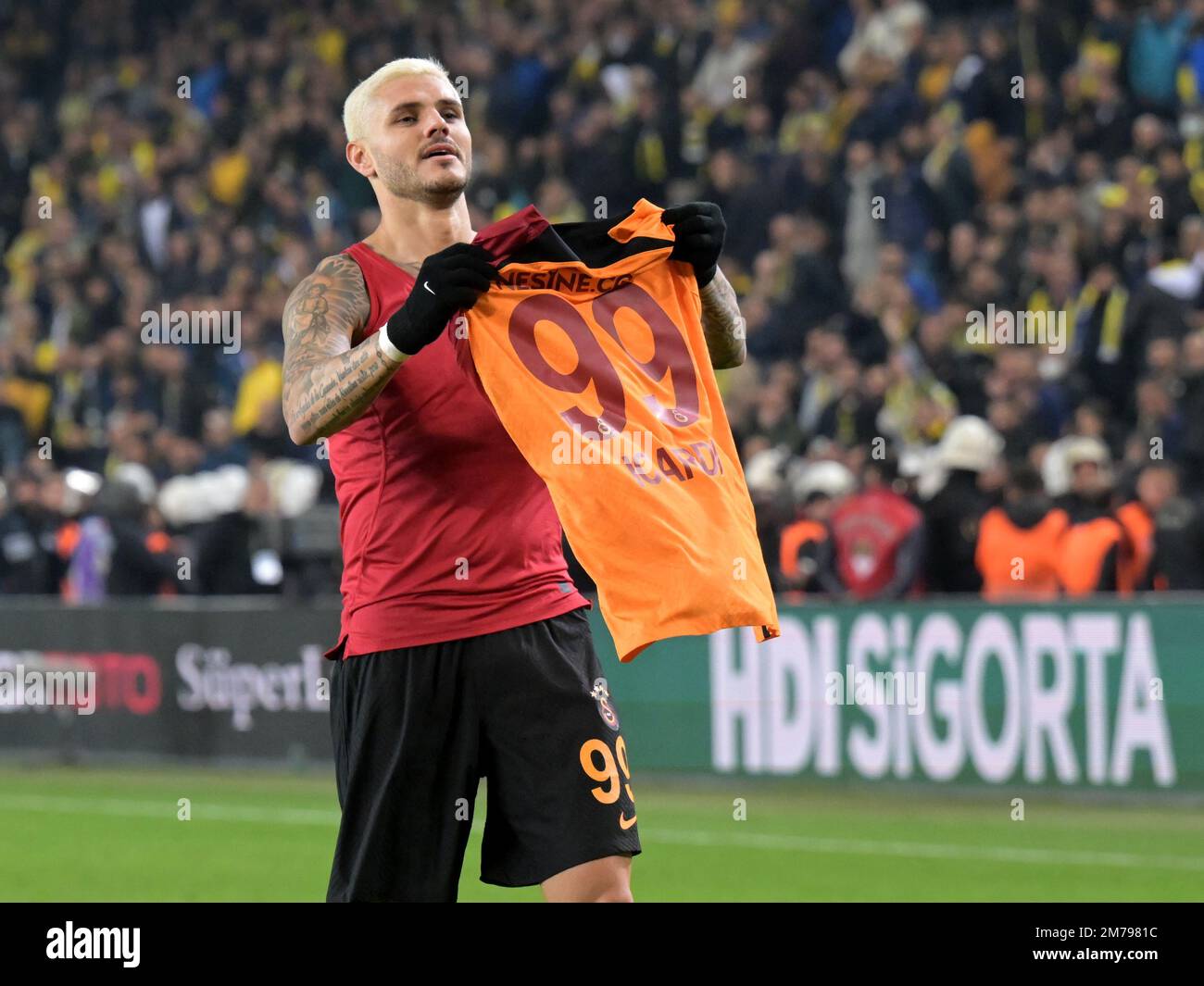 ISTANBUL - Mauro Icardi of Galatasaray AS celebrates his goal during ...