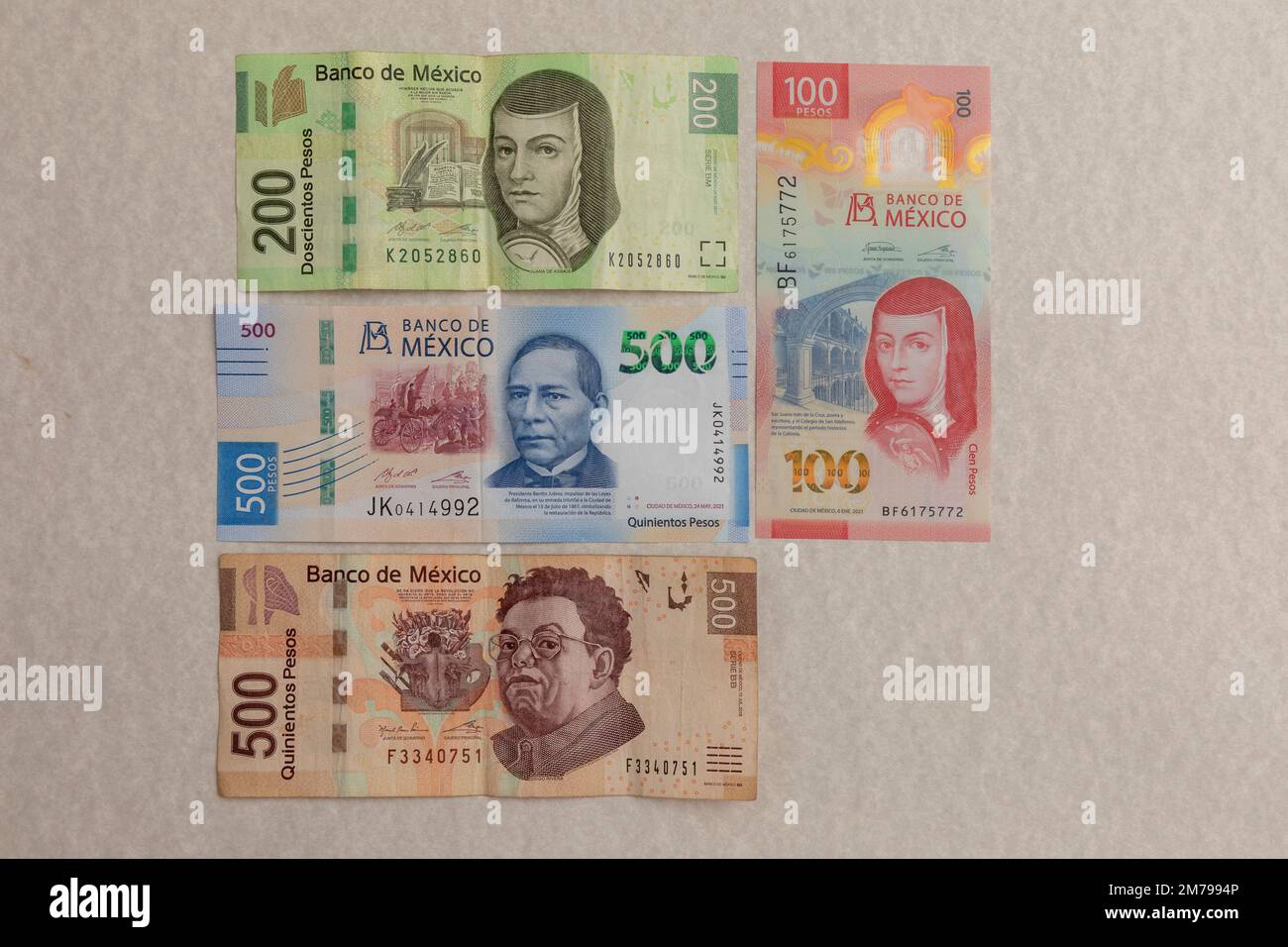 100 peso mexicano hi-res stock photography and images - Alamy