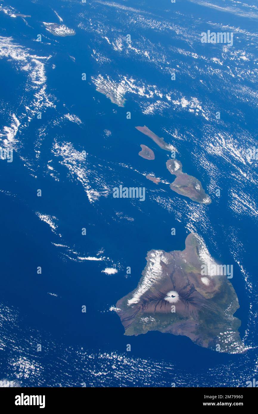 Aerial of the Hawaiian Islands, elements of this image sourced from ...