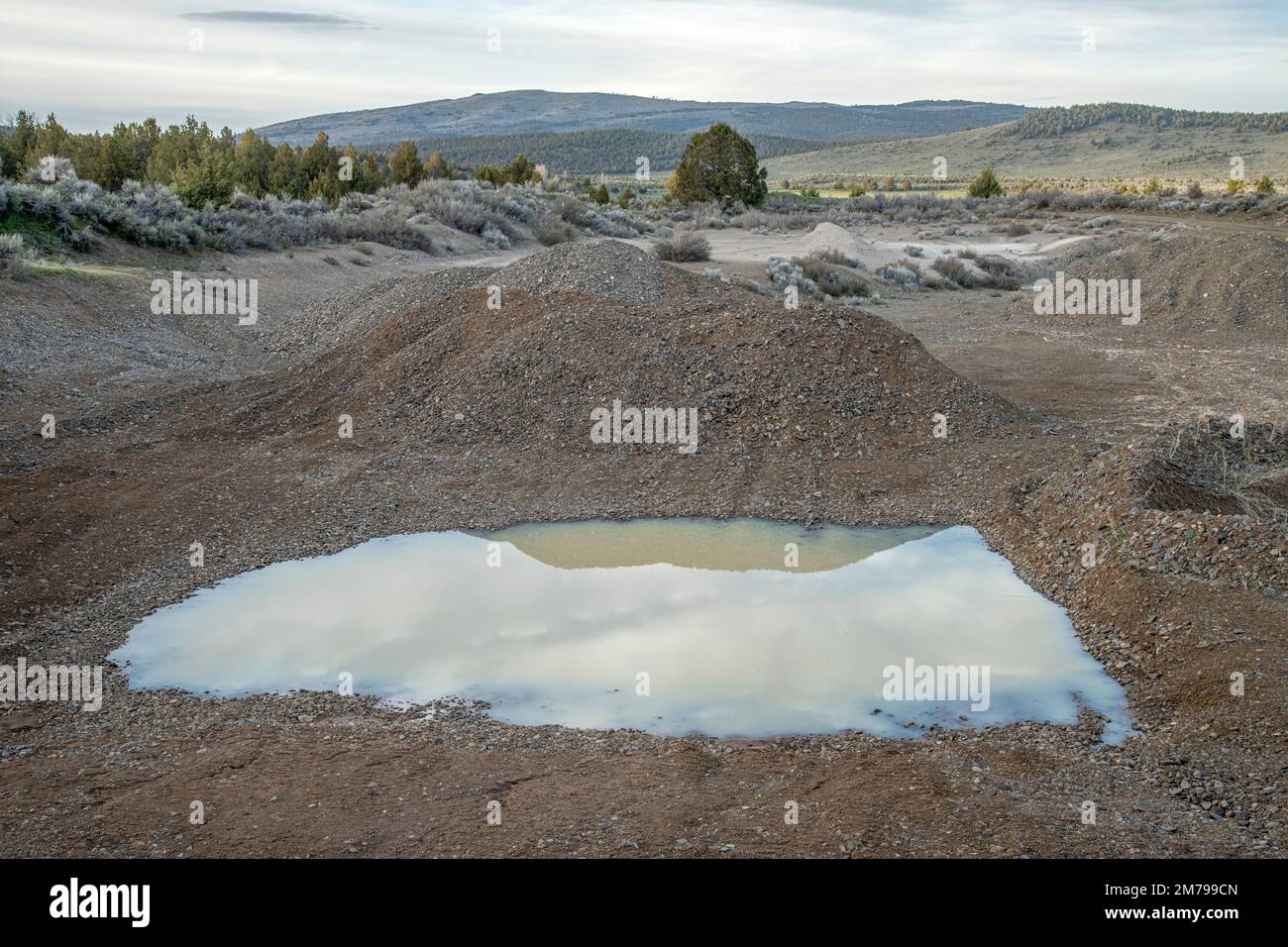 USA, California,Madeline, gravel pit, states of grey, raw, documentary ...