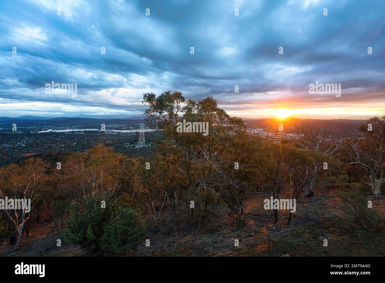 Canberra at night from Mount Ainslie Lookout at sunset. Reupload with ...