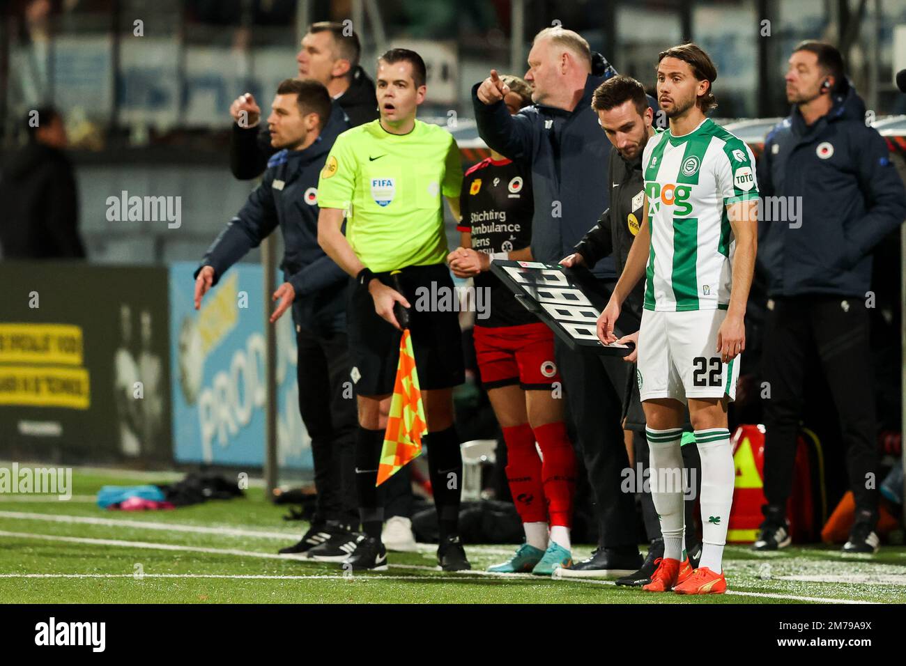 ROTTERDAM, NETHERLANDS - JANUARY 8: Assistent referee Rogier Honing ...