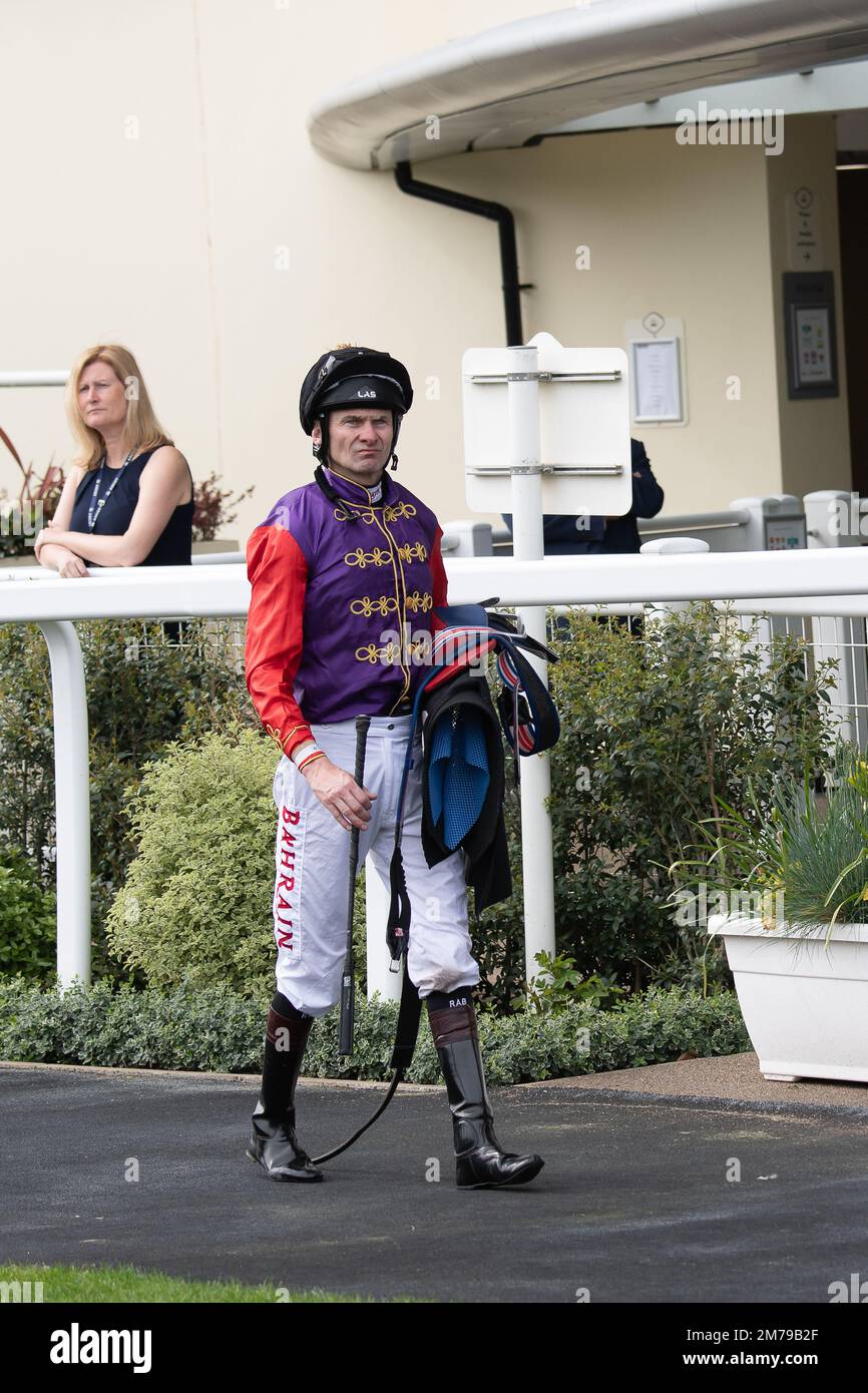 Ascot, Berkshire, UK. 6th May, 2022. Jockey Robert Havlin wears the ...