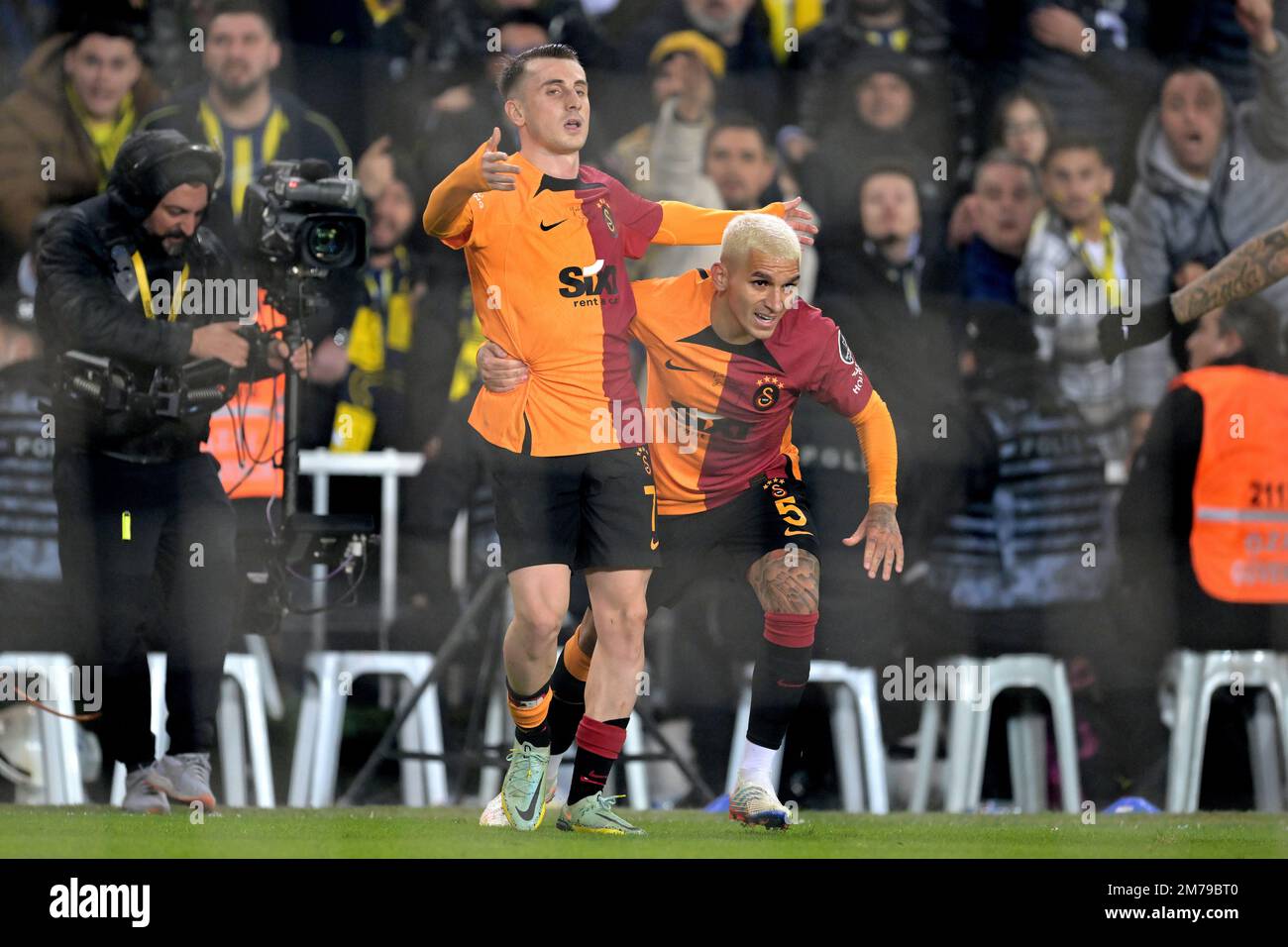 ISTANBUL - Kerem Akturkoglu of Galatasaray AS celebrates the 0-2 during ...