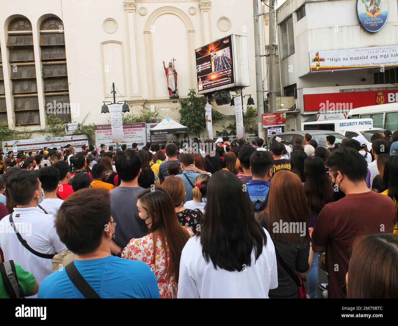 Catholic faithful's flock to Quiapo Church to attend a mass as they ...