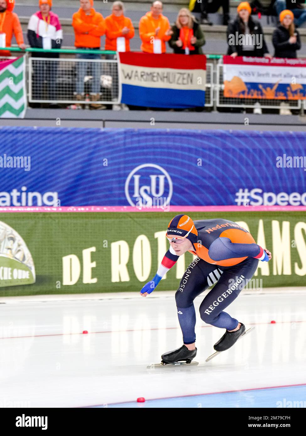 HAMAR, NORWAY - JANUARY 8: Marcel Bosker of The Netherlands competing ...