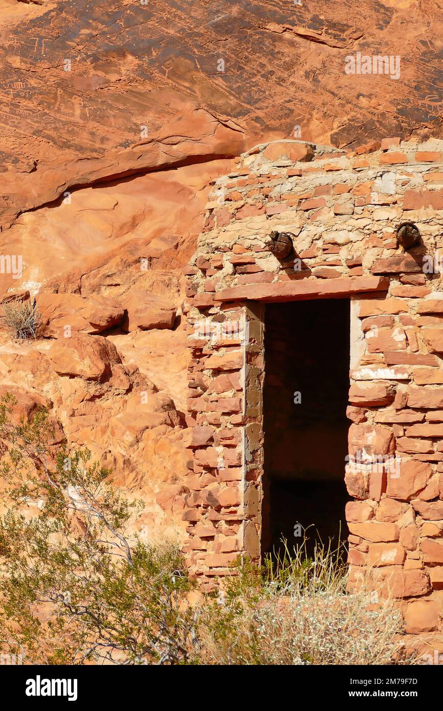 Door to an old sandstone cabin in Valley of Fire State Park, Nevada ...