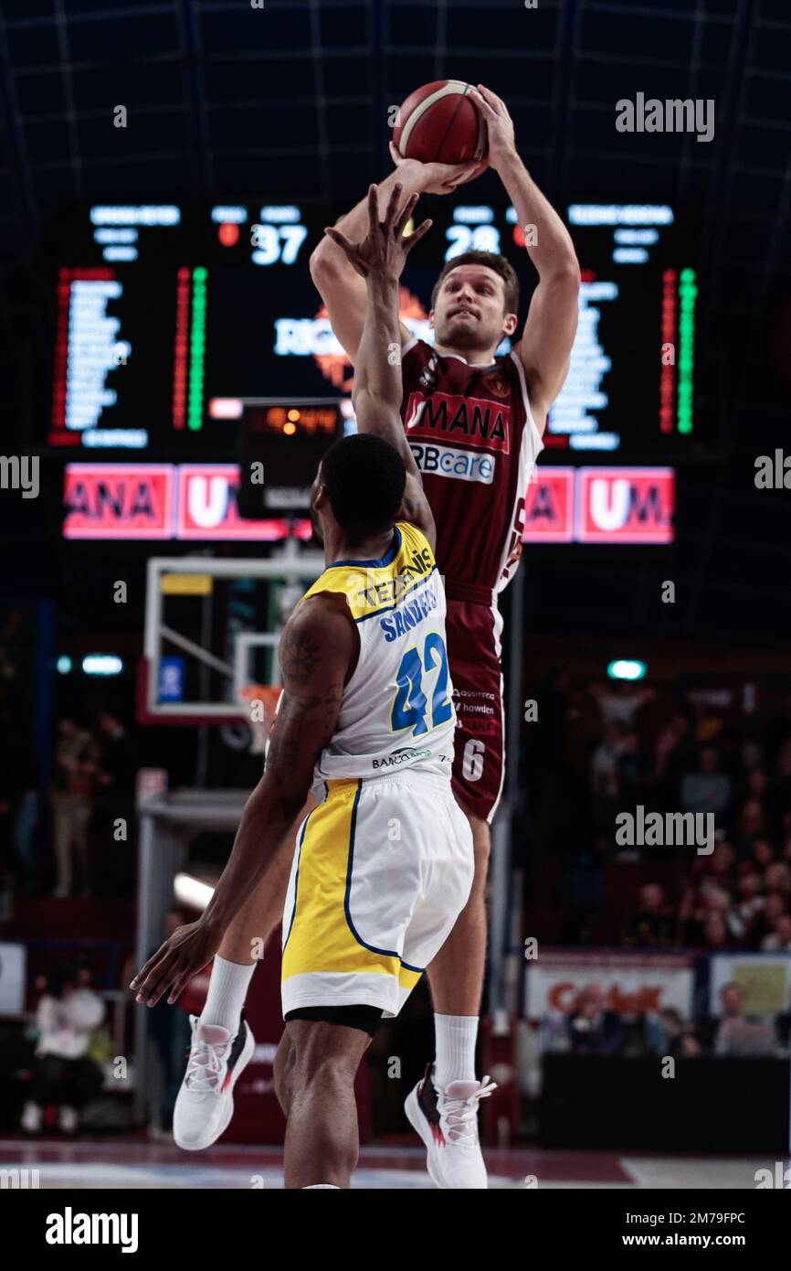 Karvel hi-res stock photography and images - Alamy