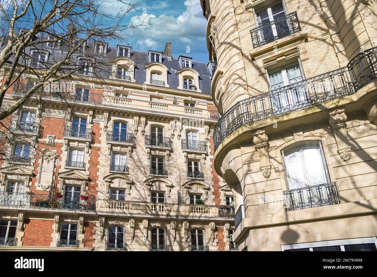 Paris, beautiful buildings rue Saint-Jacques in the 14e arrondissement ...