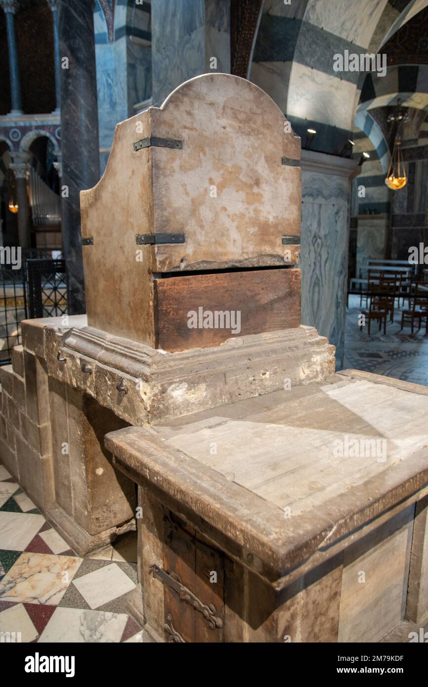 The Aachen Royal Throne is a throne erected in the 790s by order of ...