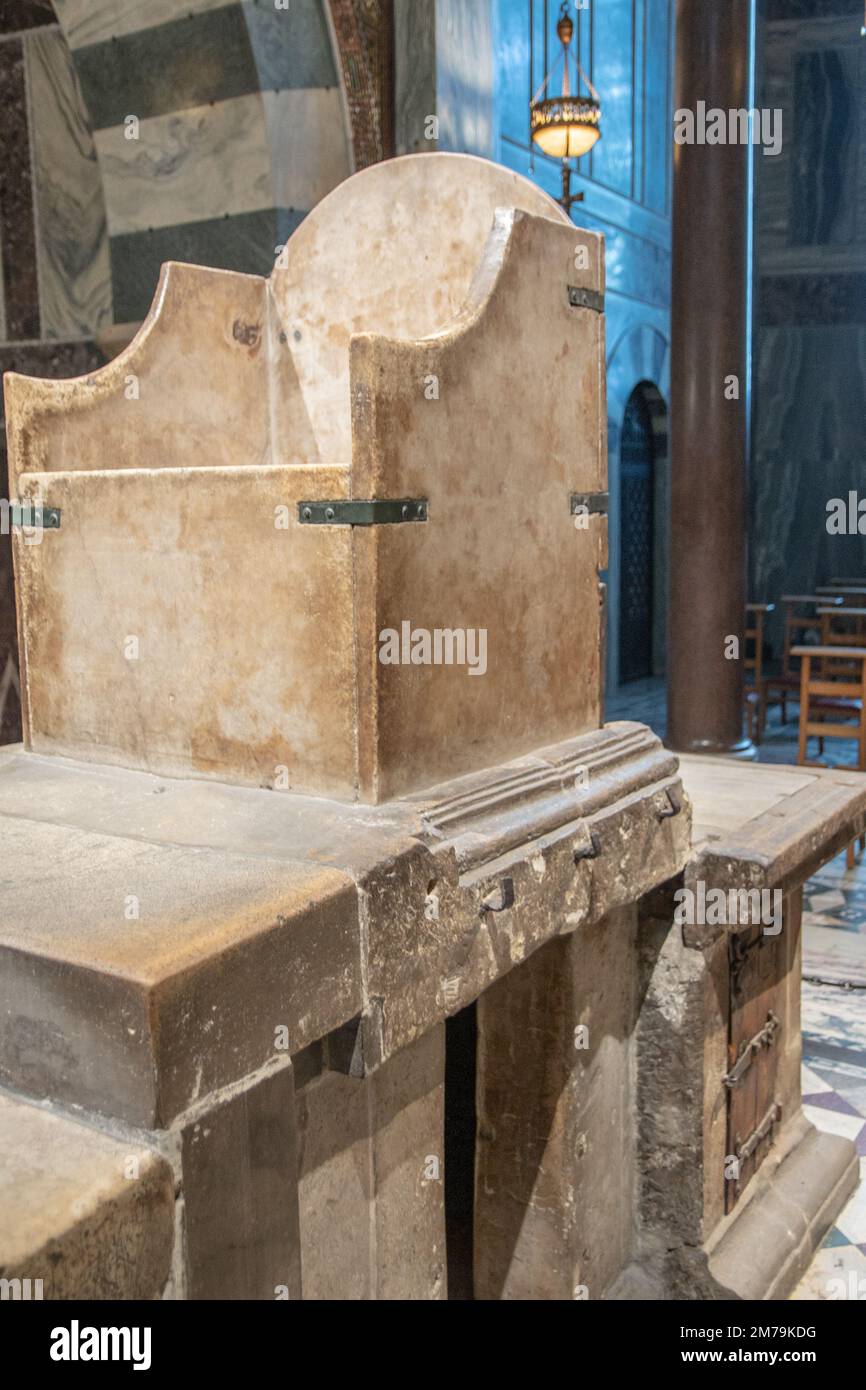 The Aachen Royal Throne is a throne erected in the 790s by order of ...