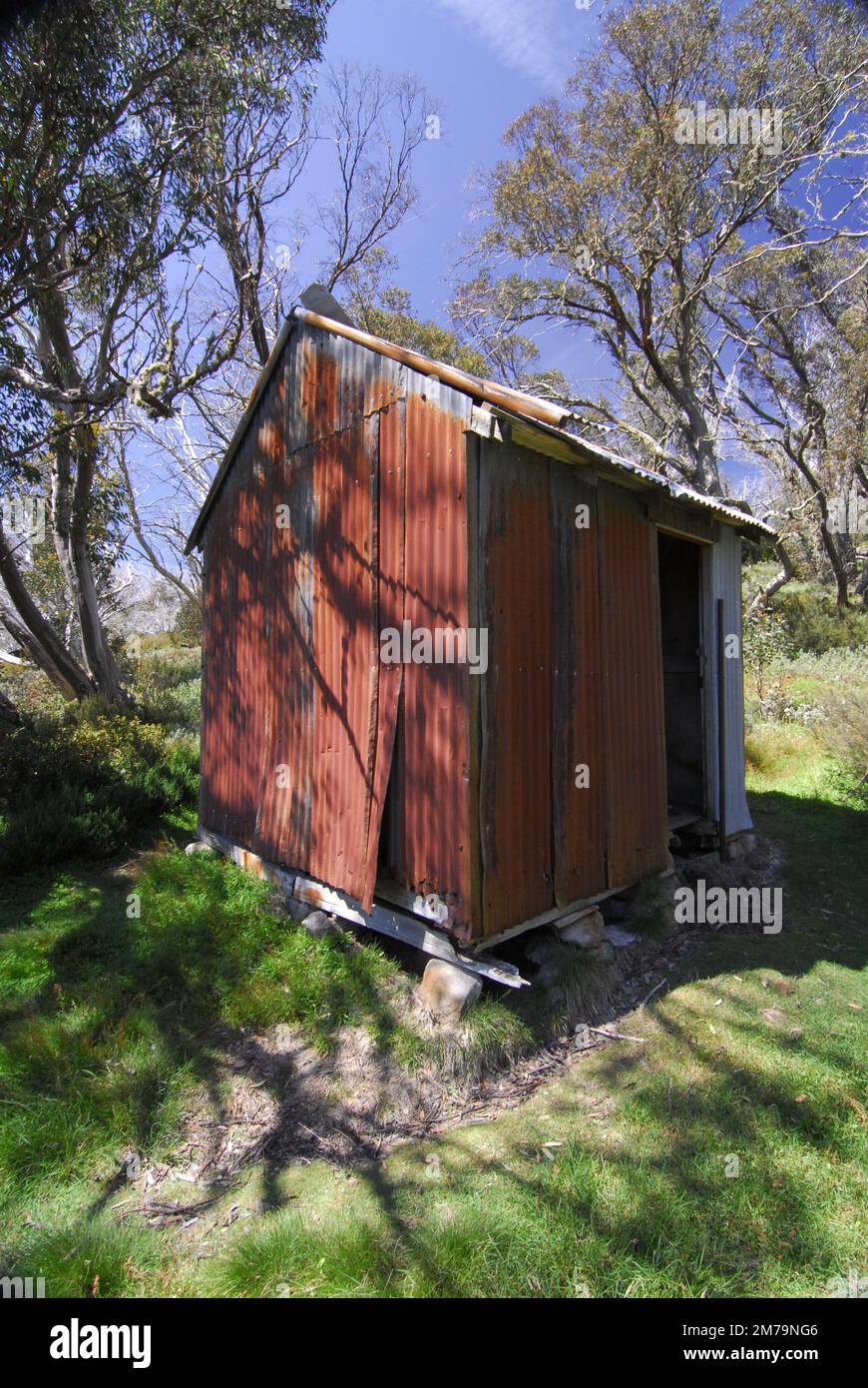 A cattleman's hut located in Victoria’s Bongong high Plains Stock Photo ...