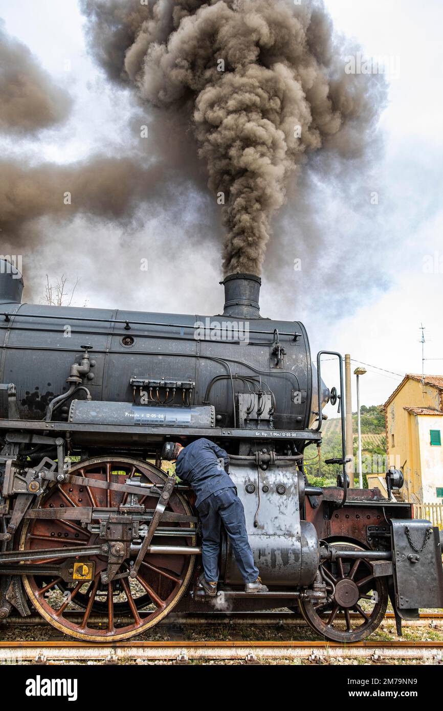 Maintenance work on the historic steam locomotive, Treno Natura, Val dOrcia, Tuscany, Italy ...