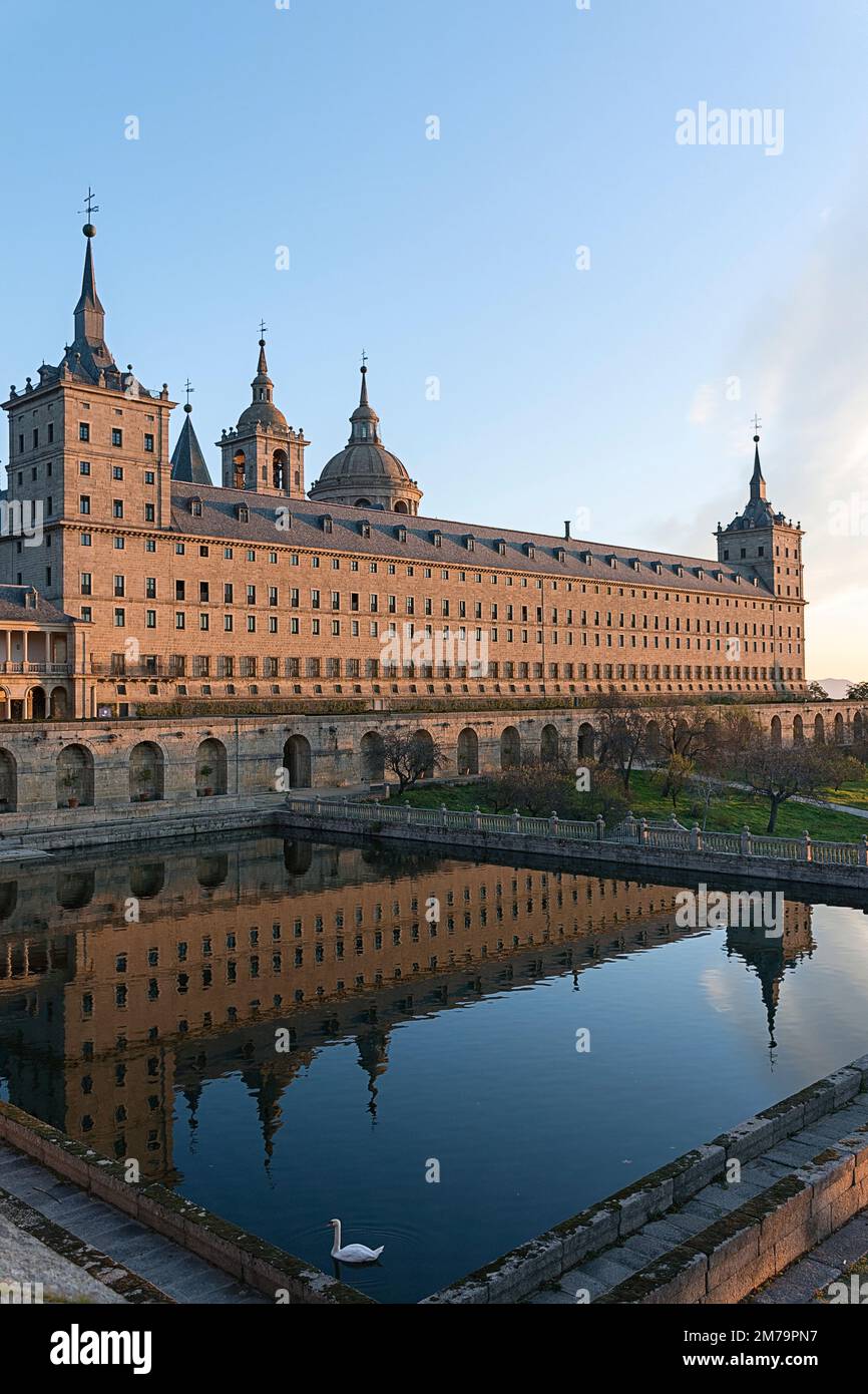 Real monasterio san lorenzo del escorial hi-res stock photography and ...