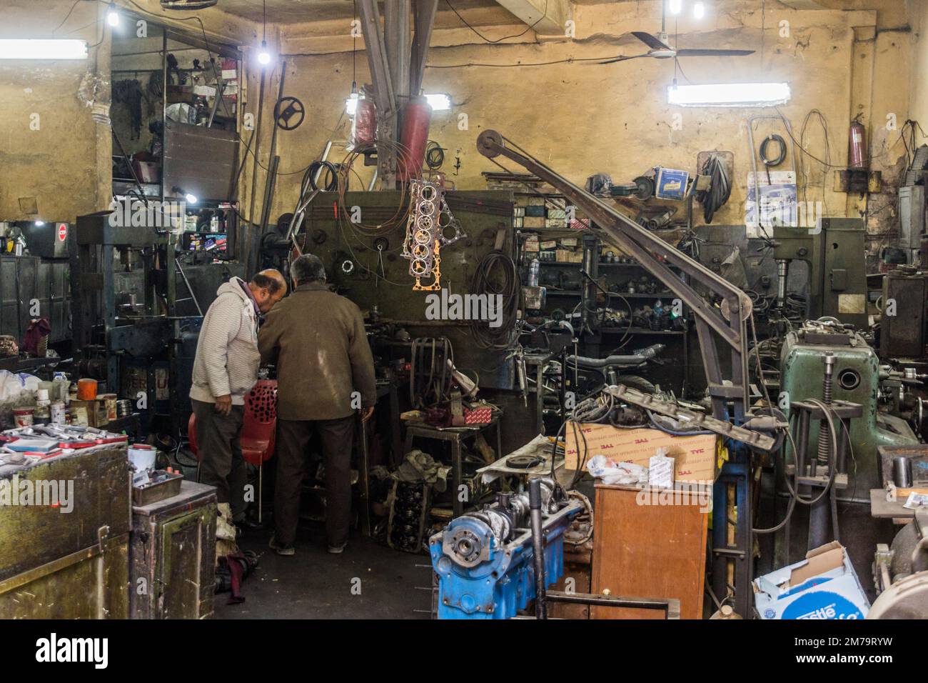 Egyptian metal tools hi-res stock photography and images - Alamy