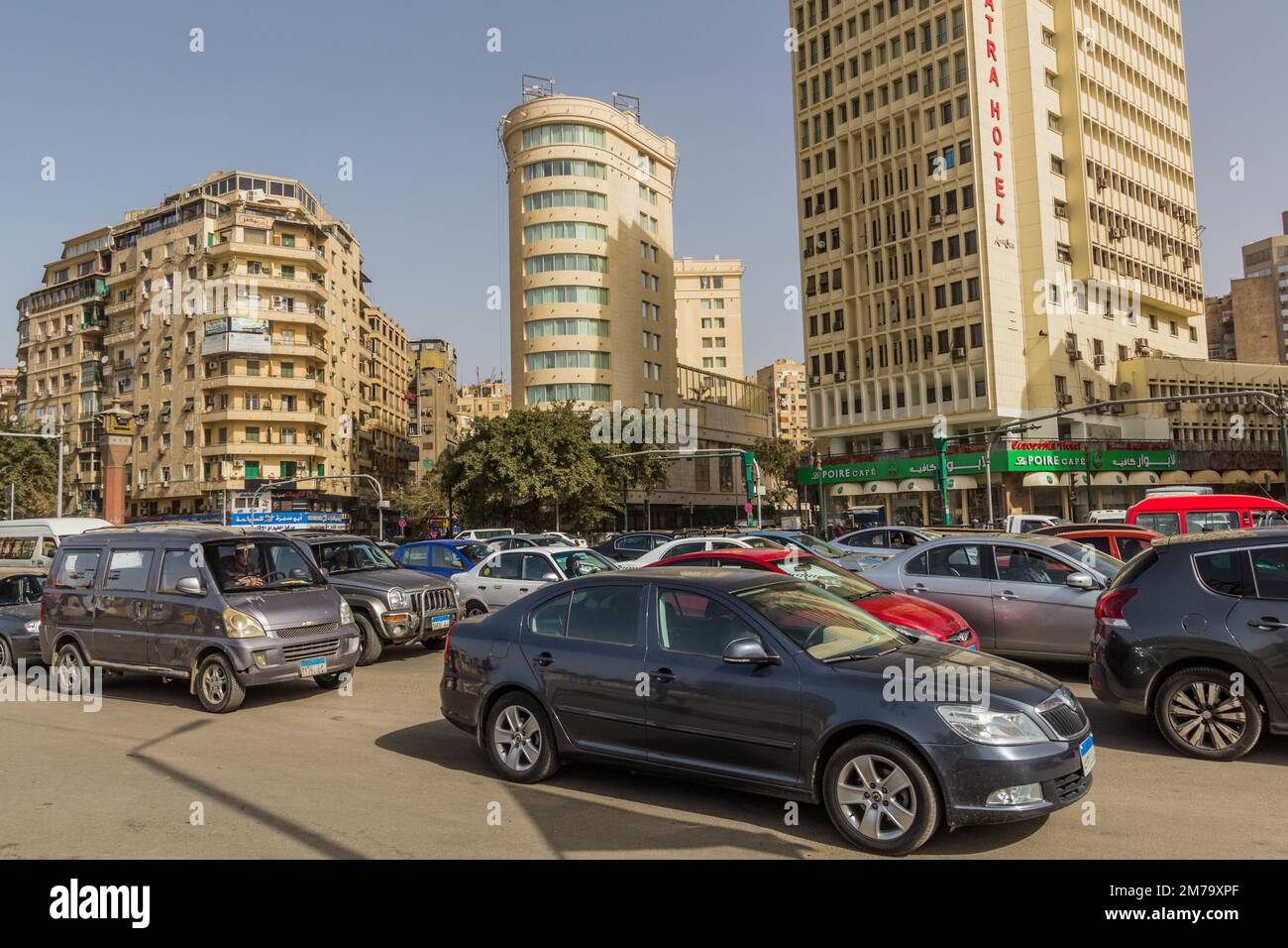 Egypt cairo traffic jam hi-res stock photography and images - Alamy