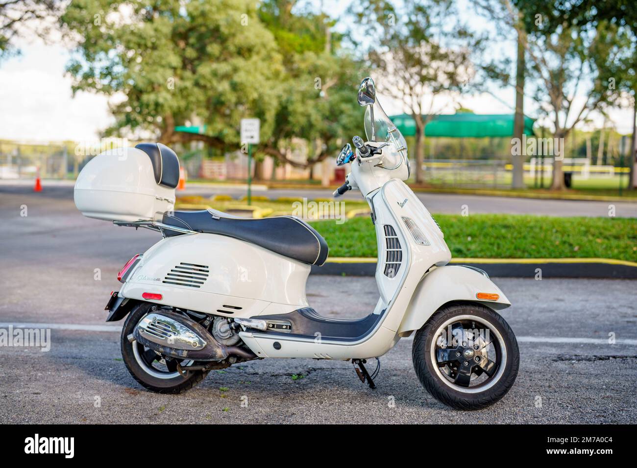 2022 Vespa Gts 300 Titanium