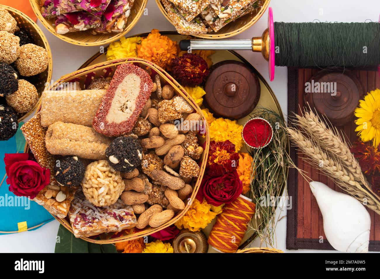 Gachak rolls hi-res stock photography and images - Alamy