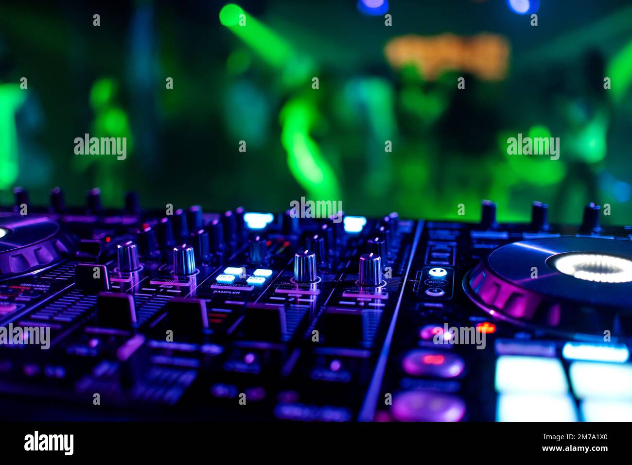 Music studio mixer booth hi-res stock photography and images - Alamy