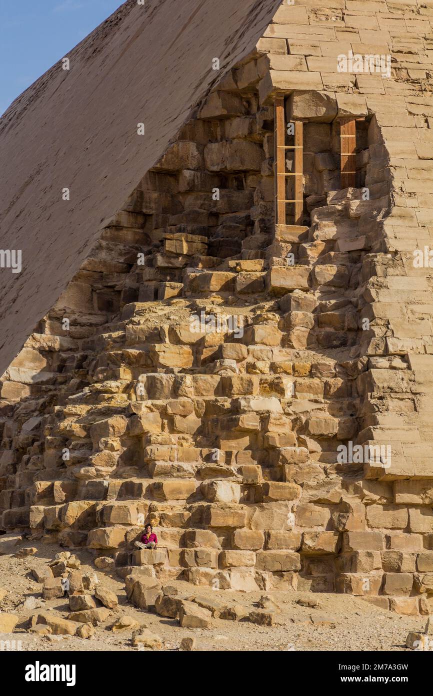 Crumbling pyramid hi-res stock photography and images - Alamy