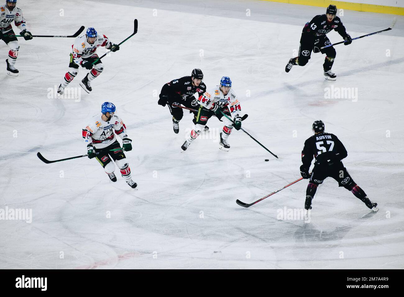 COLOGNE, GERMANY - JANUARY 08, 2023: Hockey match DEL Koelner Haie ...