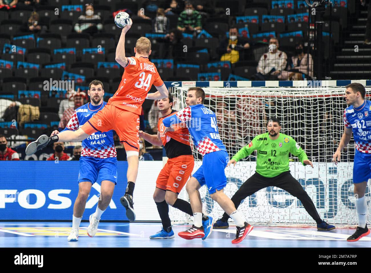 Tom Jansen (Netherlands) against Croatia. EHF Euro 2022. Main Round ...