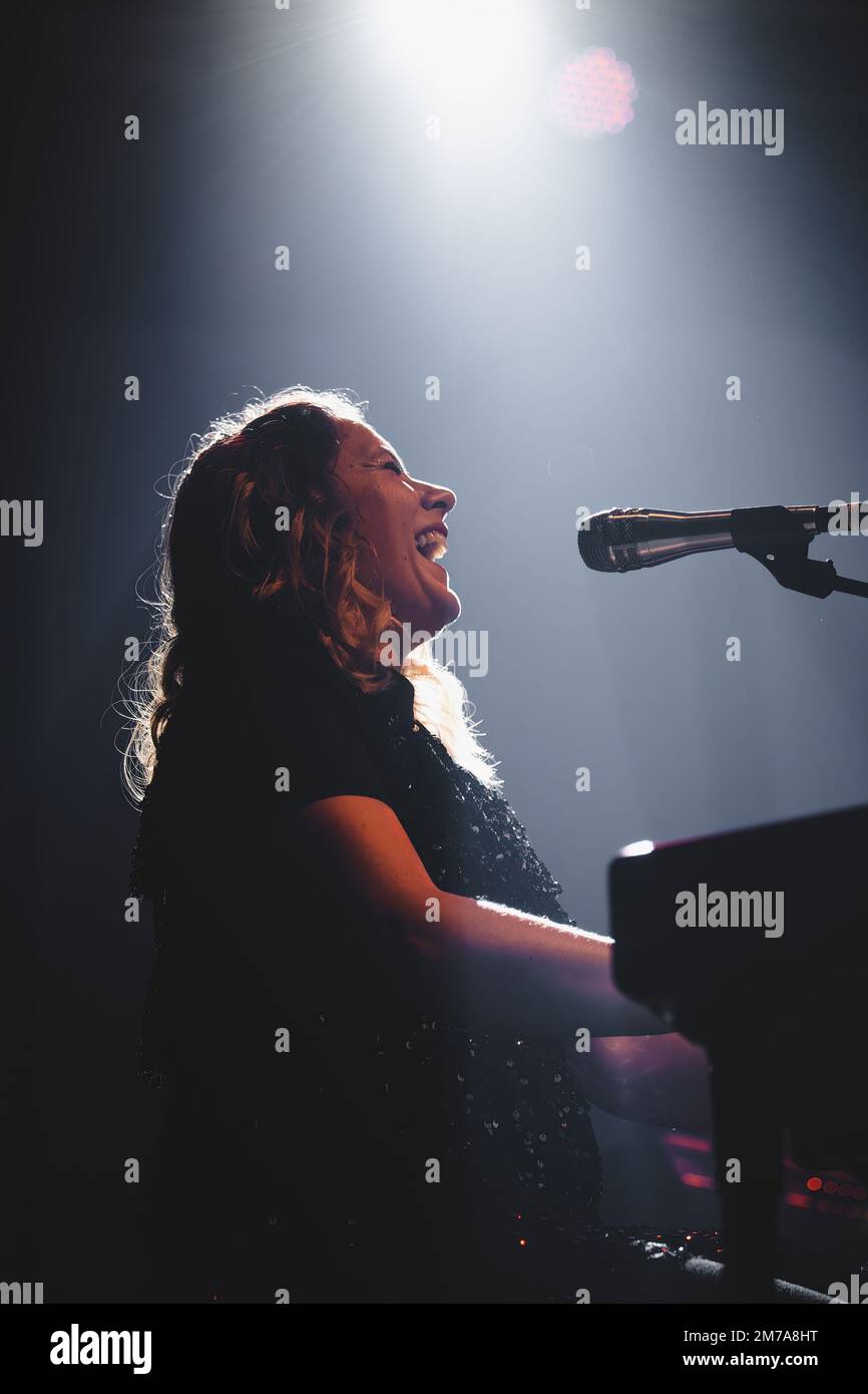 Nina morgan hi-res stock photography and images - Alamy