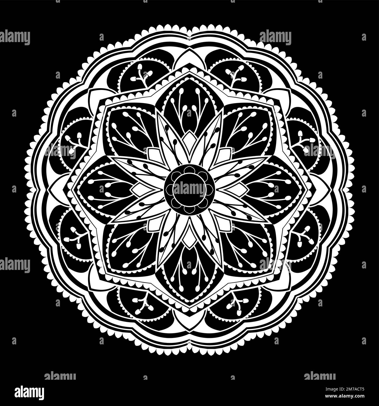 White mandala pattern hi-res stock photography and images - Alamy