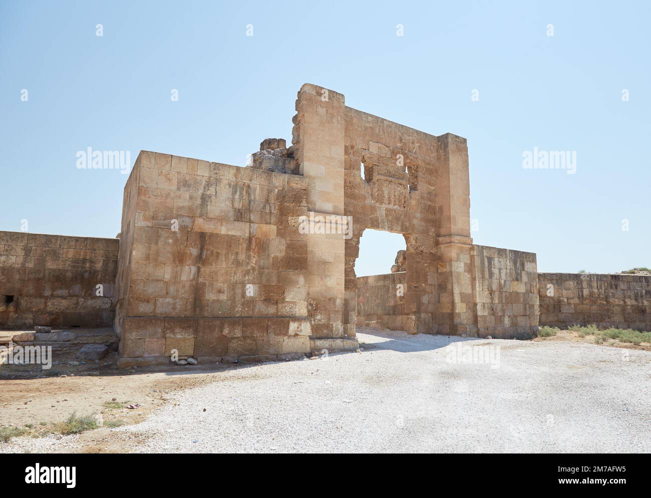 The Ancient Citadel Mound of Harran in Southeast Turkey Stock Photo - Alamy