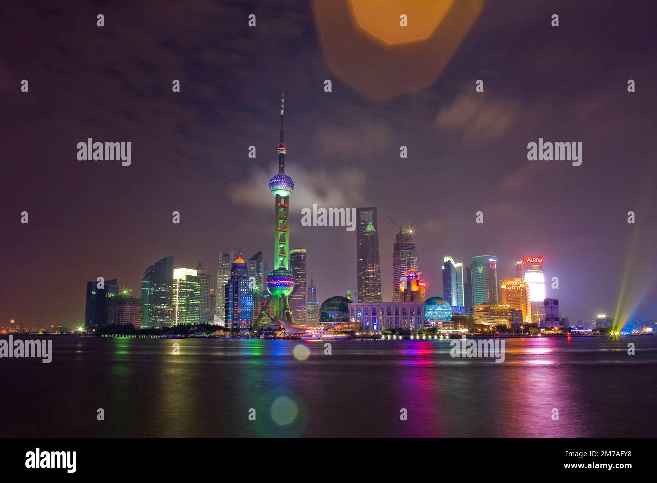 Shanghai Oriental Pearl Stock Photo - Alamy