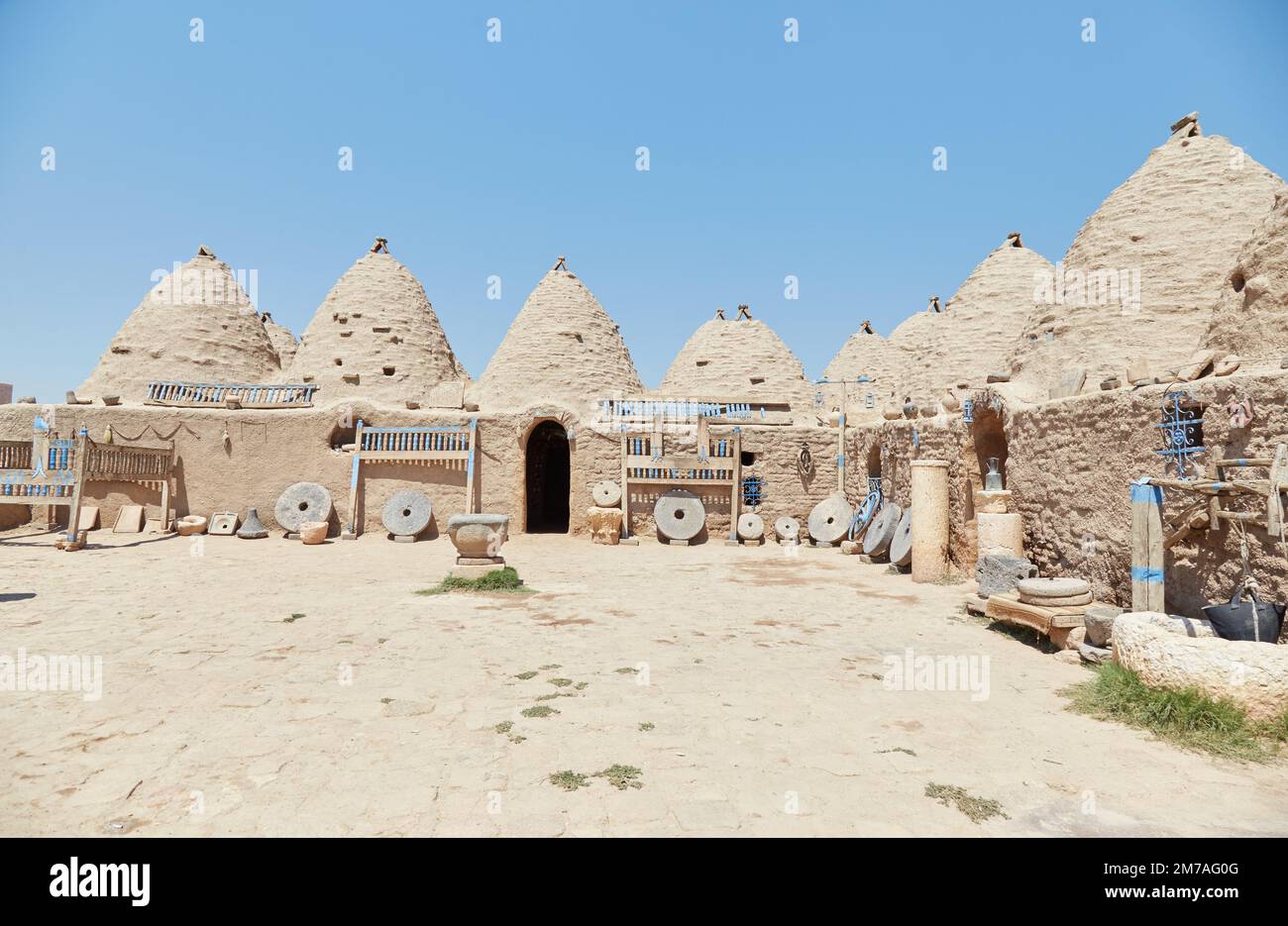 The Unique Ancient Beehive Houses of Harran, Turkey Stock Photo - Alamy