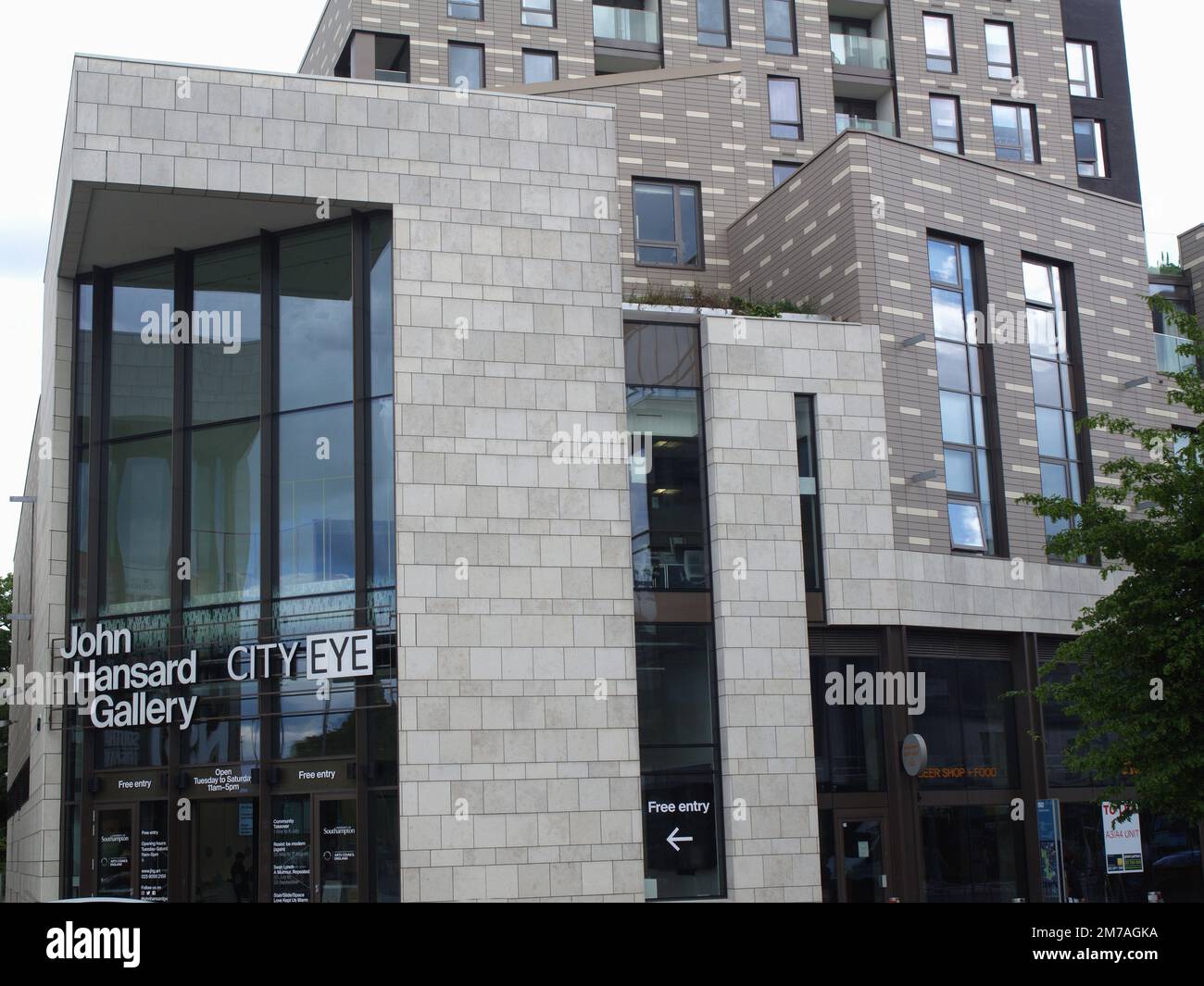 Nuffield Southampton Theatre and John Hansard Gallery in Guildhall ...