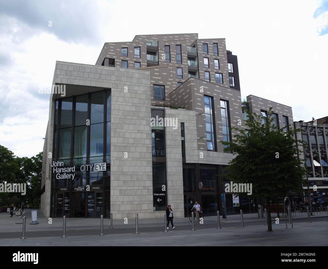 Nuffield Southampton Theatre and John Hansard Gallery in Guildhall ...