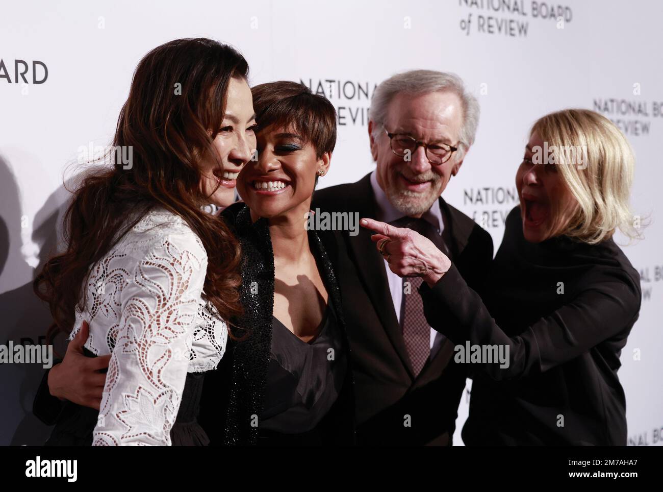 New York, United States. 8th Jan, 2023. Michelle Yeoh, Ariana DeBose ...