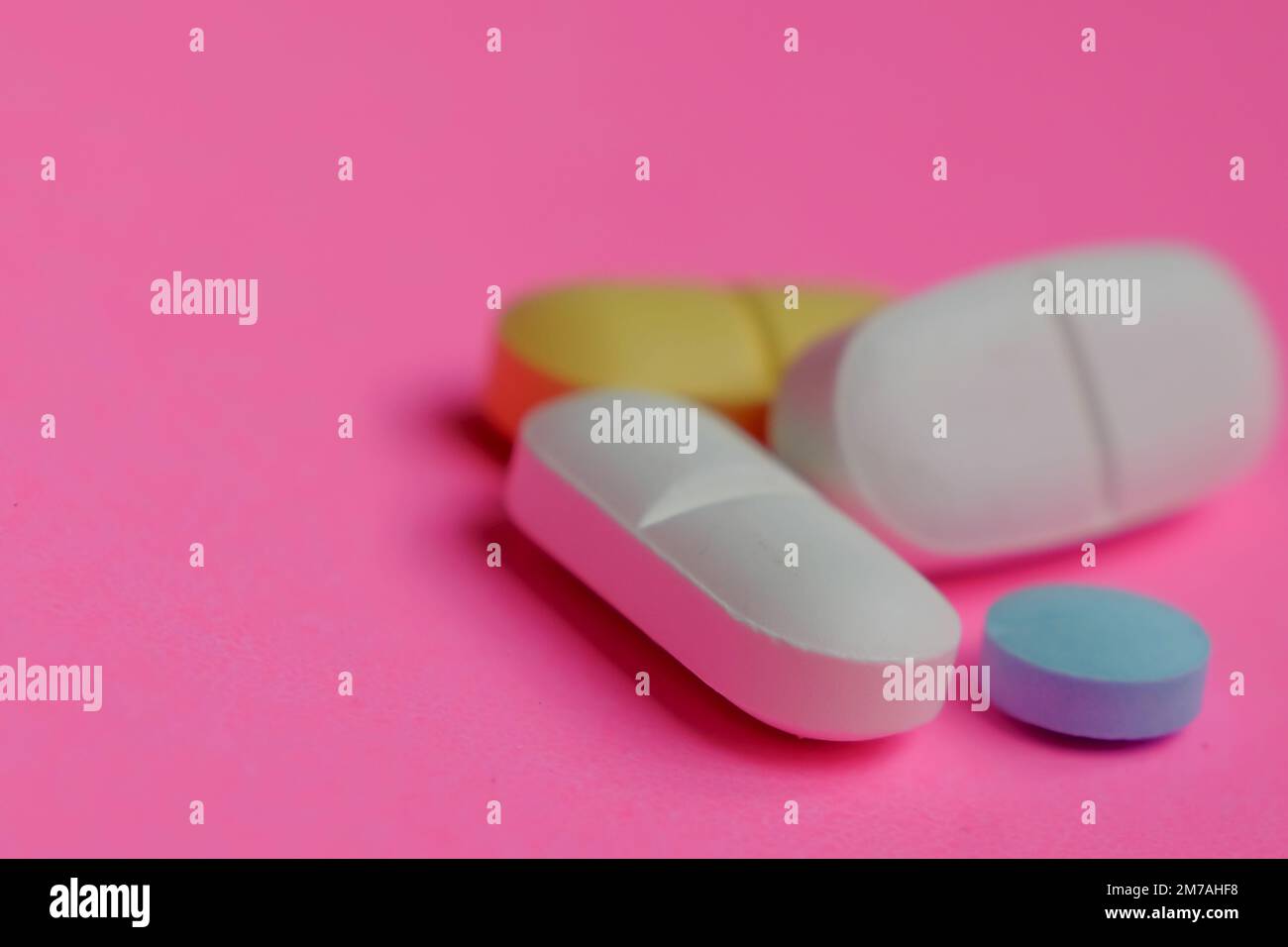 Various pills capsules macro hi-res stock photography and images - Alamy