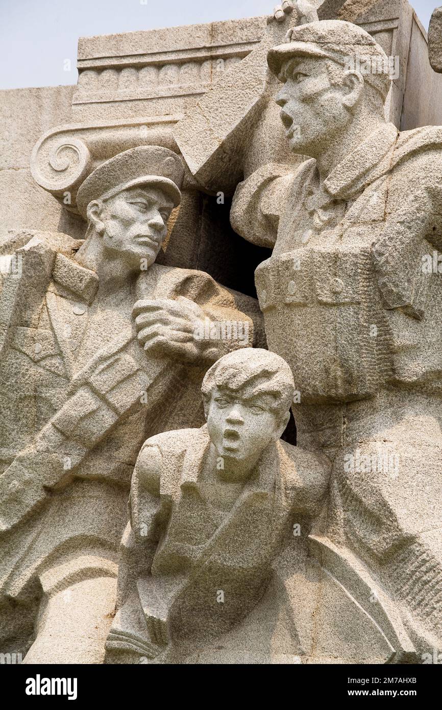 Shanghai Longhua Martyrs Cemetery Stock Photo - Alamy