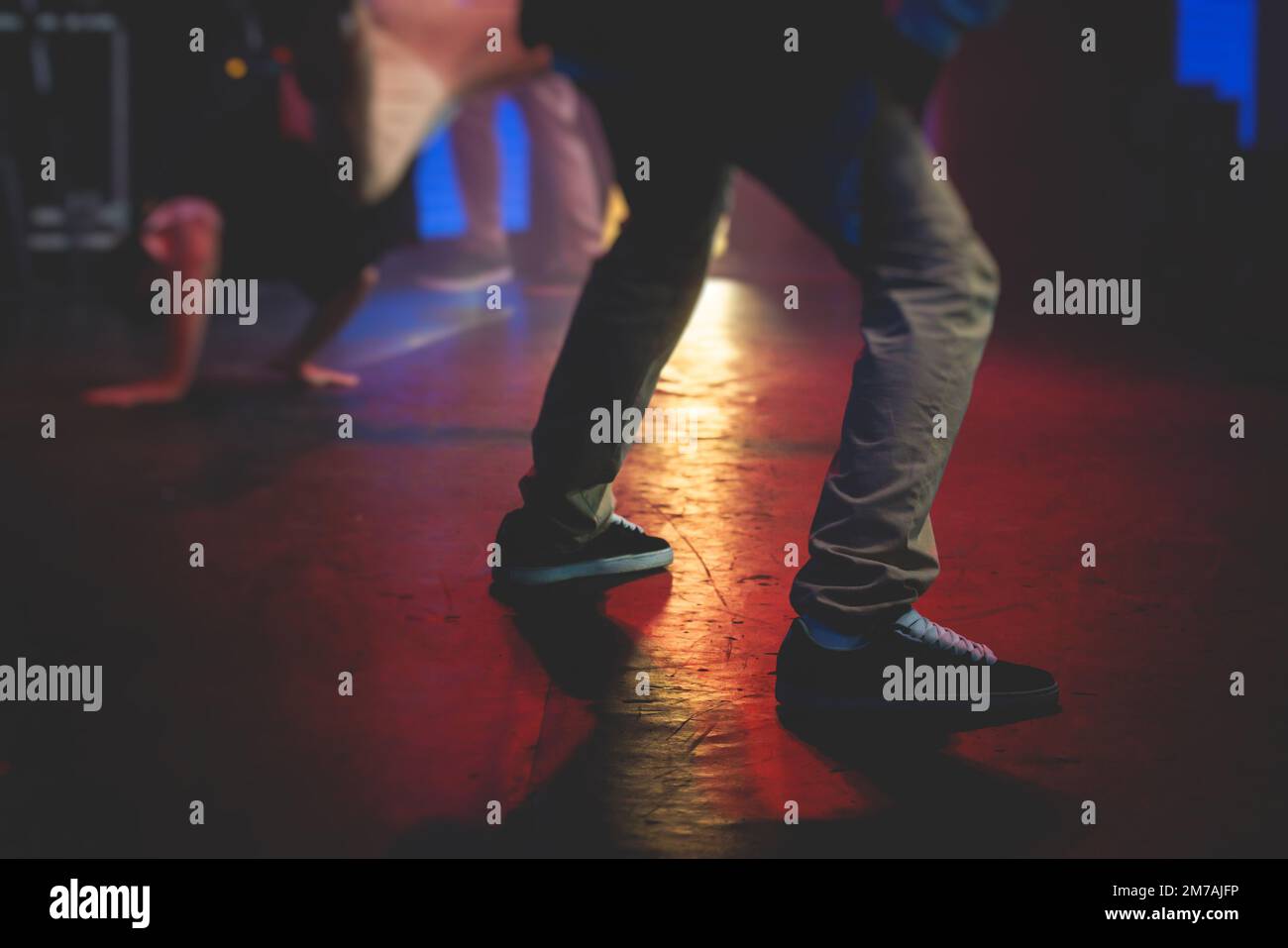 Breakdancing club hi-res stock photography and images - Alamy