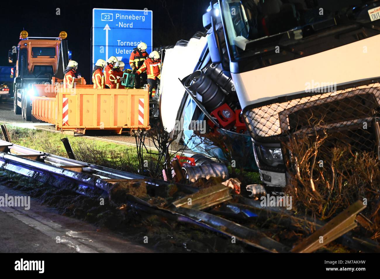 Overturned crates hi-res stock photography and images - Alamy