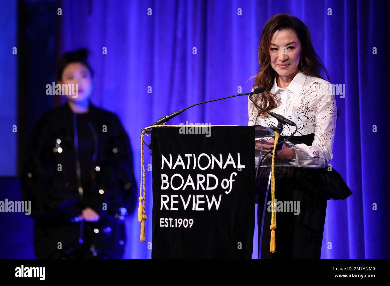 Michelle yeoh everything everywhere all at once hi-res stock photography and images - Alamy