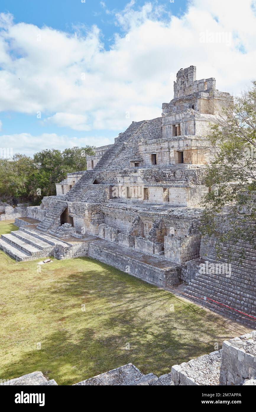 Edzna's Building of the Five Stories, of the Most Unique Mayan Pyramids ...