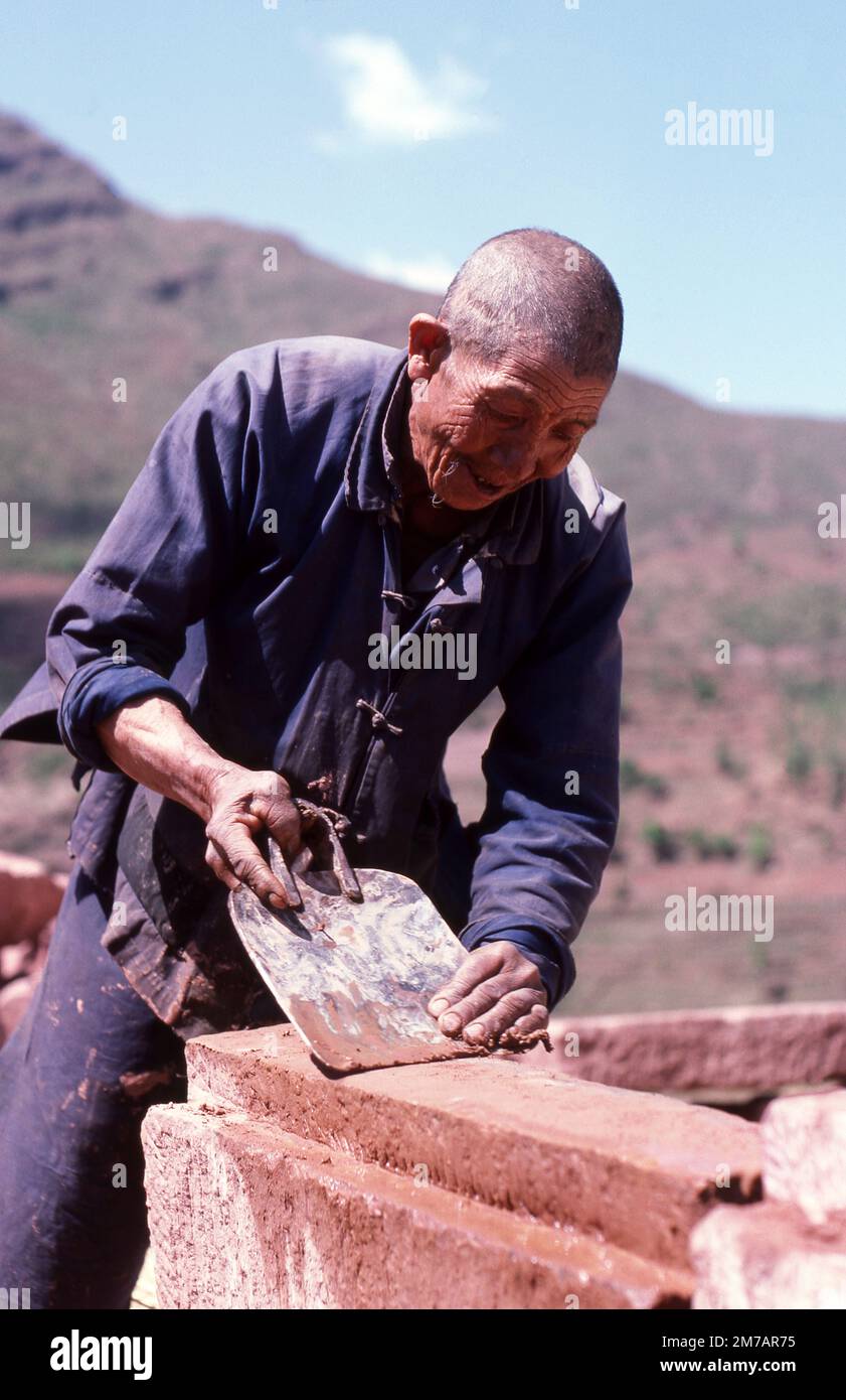 Chinese stone cutters hi-res stock photography and images - Alamy