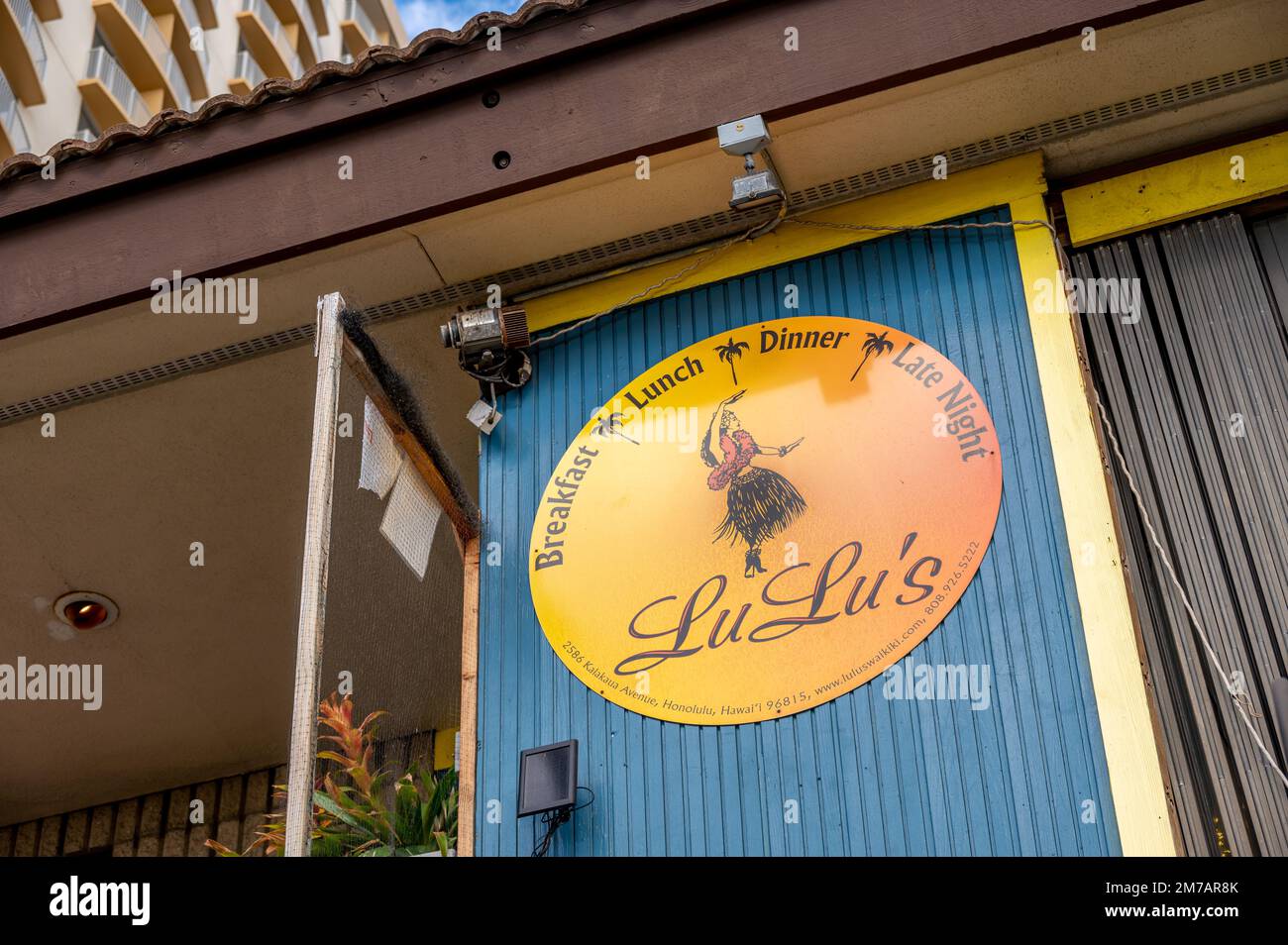 Honolulu, Hawaii - December 31, 2022: Landmark Lu Lu's Restaurant in ...