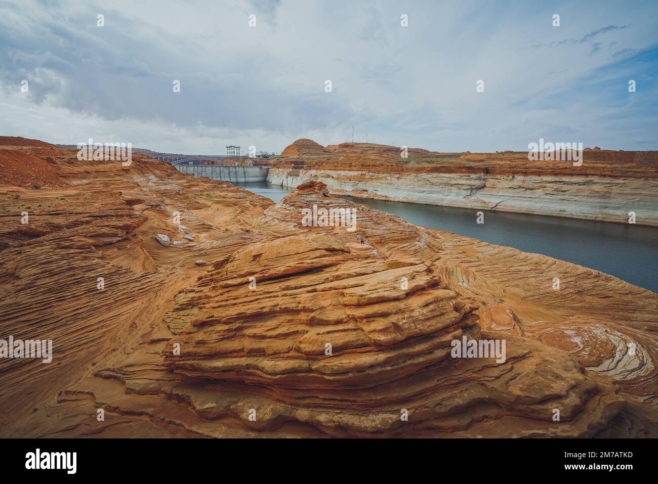 The Chains, Glen Canyon, Arizona. Red rocks, Lake Powell and Glen ...